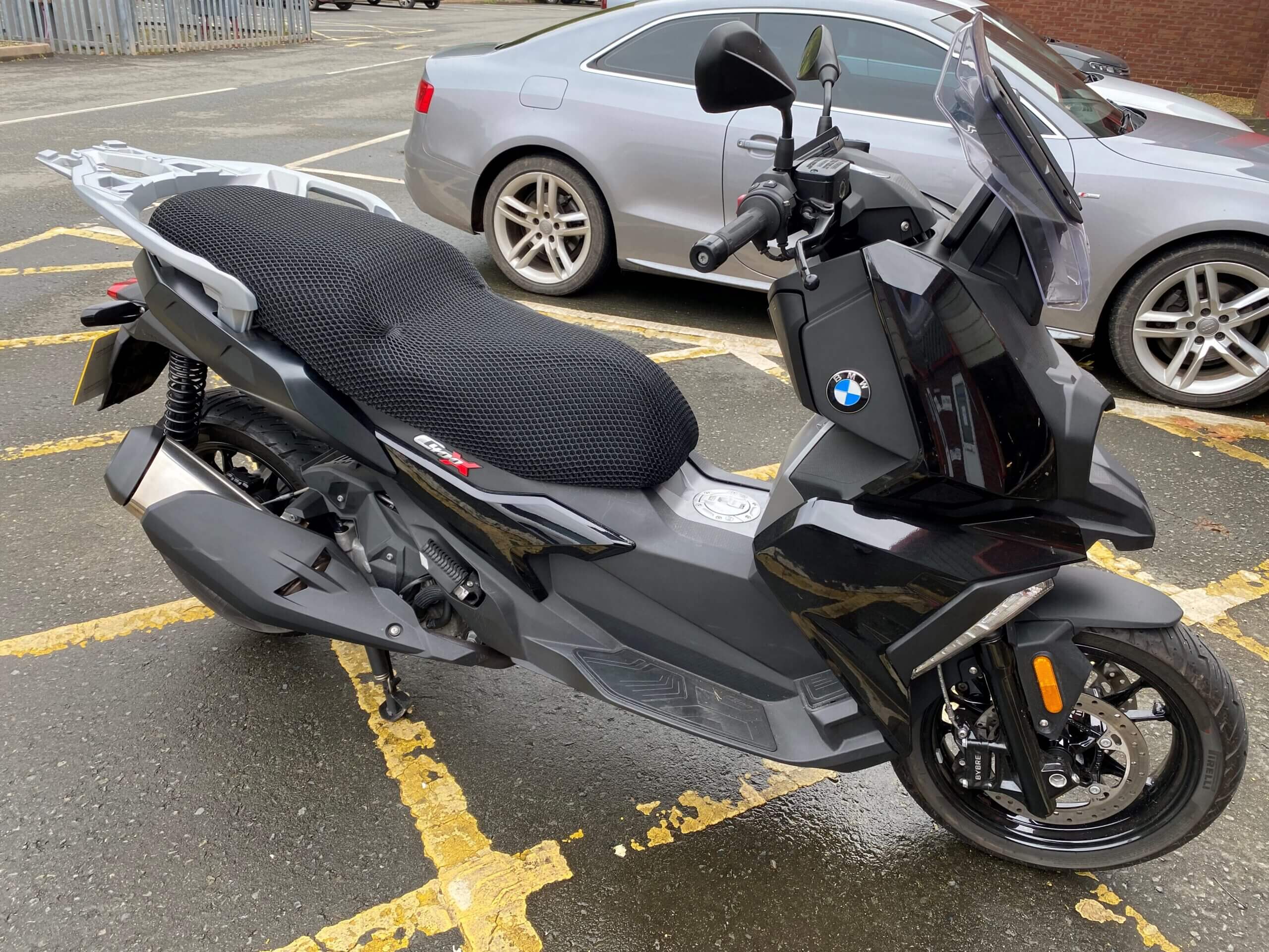 BMW C400x SCOOTER BENCH 2018-CURRENT - Cool Covers